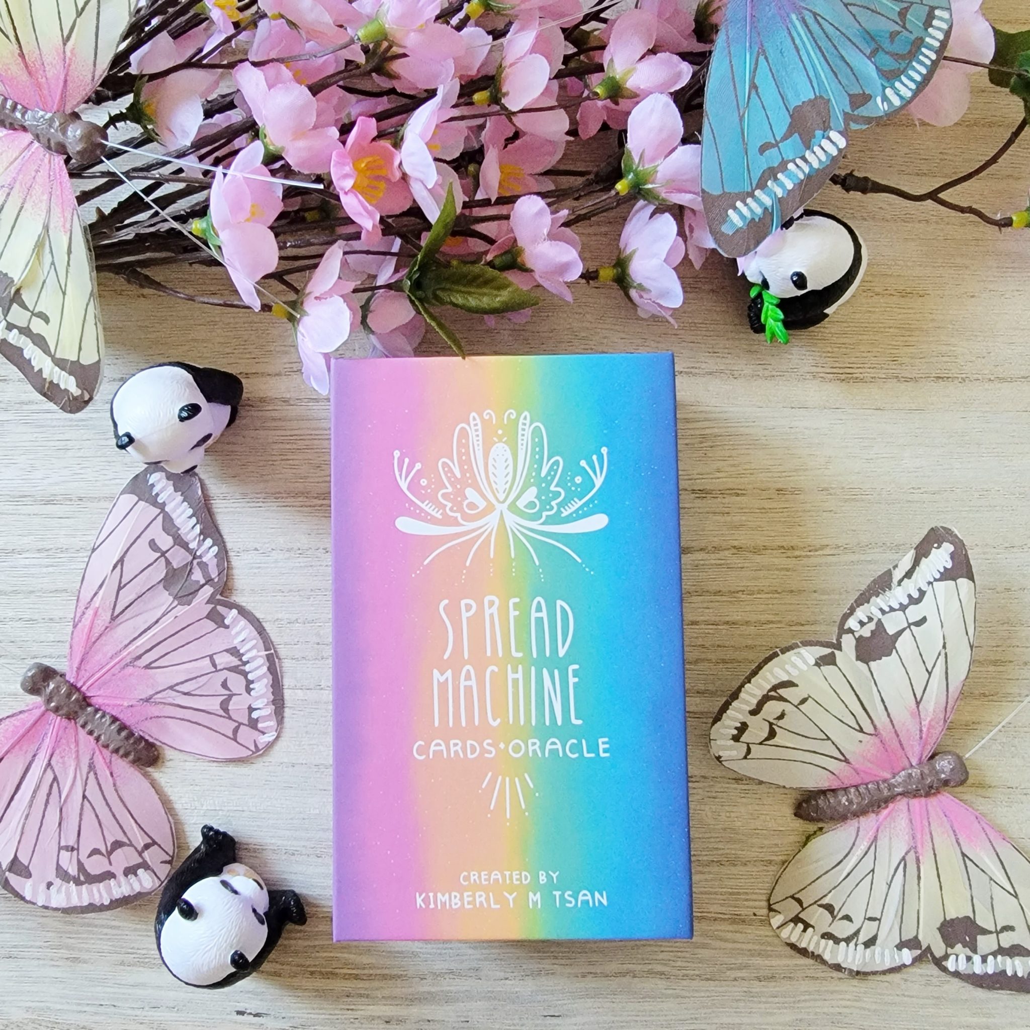 DIY tarot spreads with the Spread Machine Cards + Oracle - Little Red Tarot
